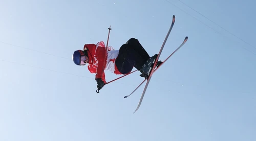 Gu wins halfpipe gold for third medal of Beijing Olympics | SuperSport