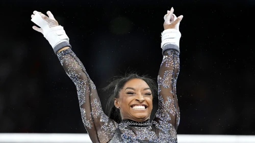 Biles dazzles in Paris Olympics debut despite injury scare | SuperSport
