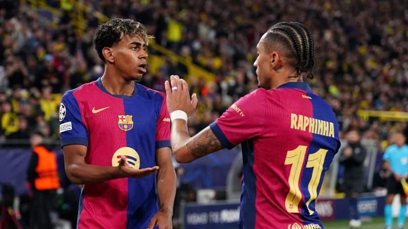 Raphinha lauds 'kid with the golden feet' Yamal after Barca secure ...