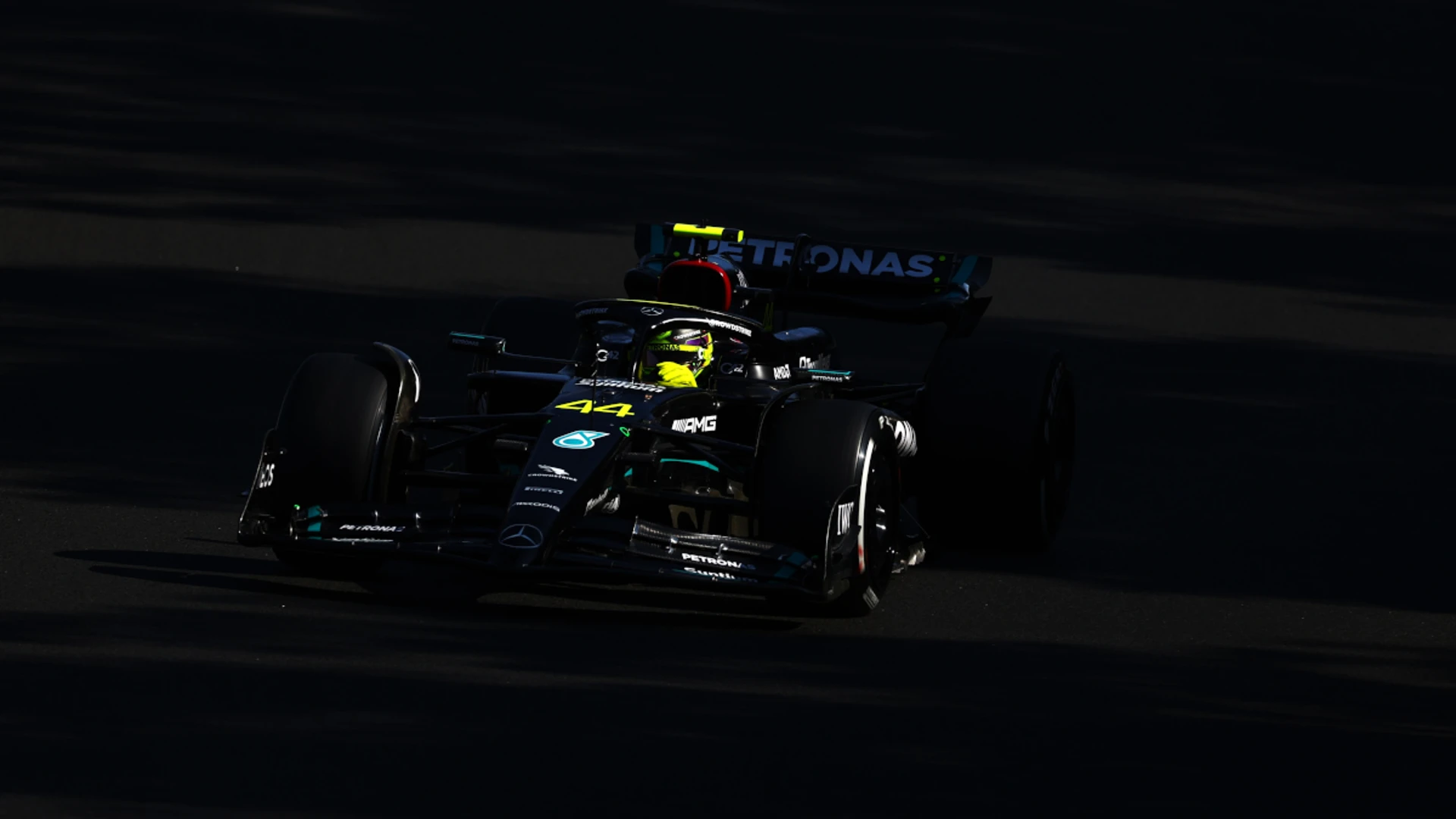 Hamilton bounces back to outpace Verstappen in Hungarian practice ...