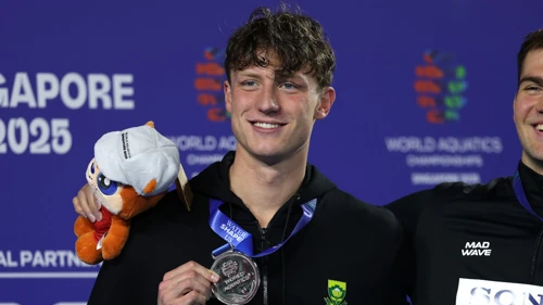 Coetzé makes it three from three with another silver in Singapore ...