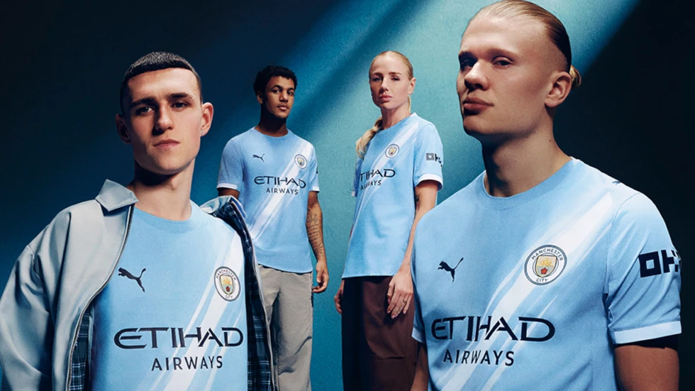 Puma & Manchester City bring the sash home with the 25/26 home kit ...