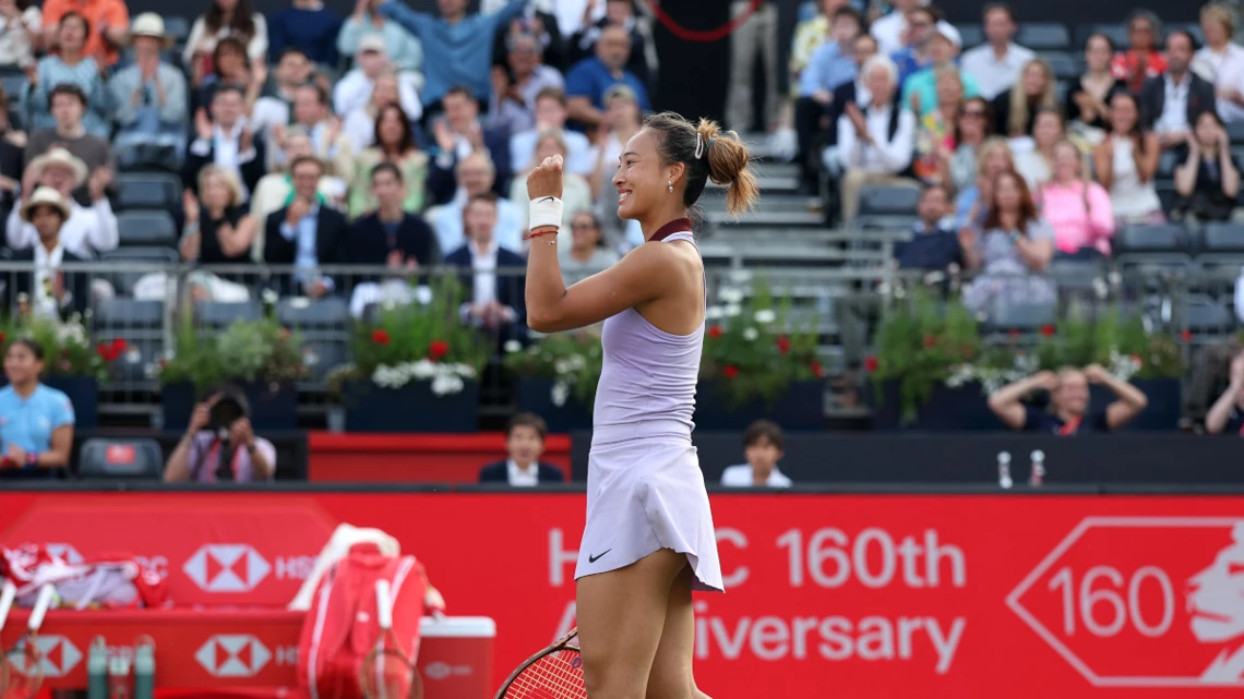 China's Zheng survives scare to reach Queen's last eight | SuperSport