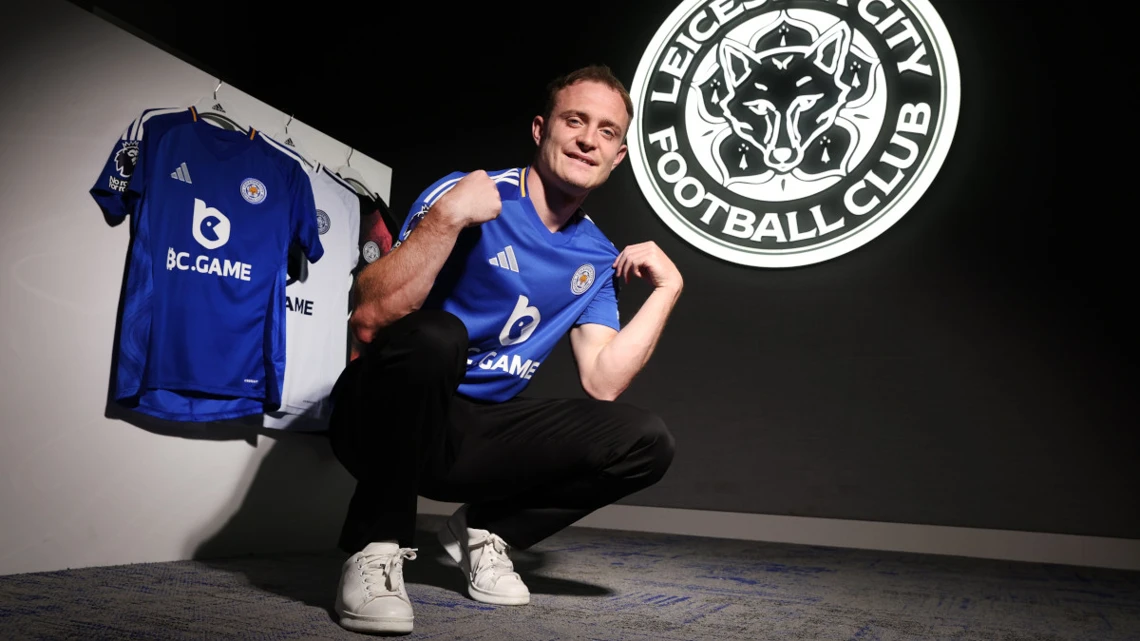 Leicester sign Spurs midfielder Skipp | SuperSport