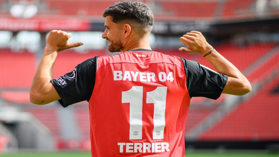 Double-winning Leverkusen sign French striker Terrier | SuperSport