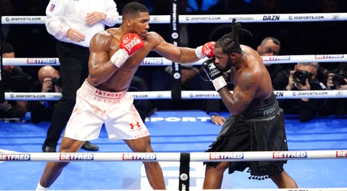 Joshua returns to winning ways by outpointing Franklin | SuperSport