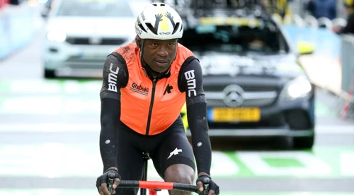 Dlamini finishes brutal stage despite missing time cut | SuperSport