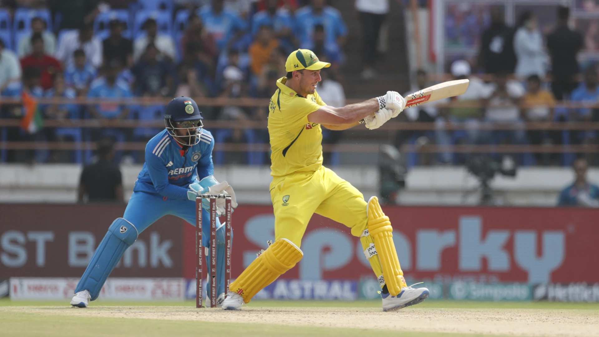 Australia's Marsh returns home from World Cup for personal reasons ...