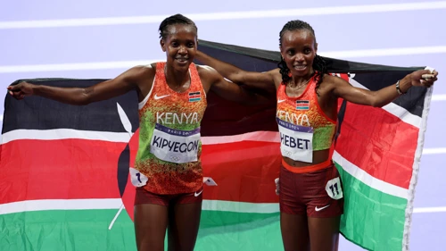 Masterful Chebet wins Olympic 5 000m gold for Kenya | SuperSport