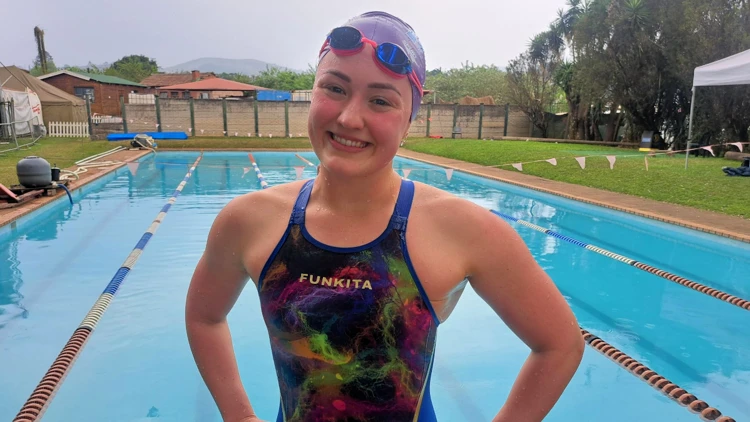 Resurgent Van Niekerk completes breaststroke sweep as Coetzee, Eaton ...