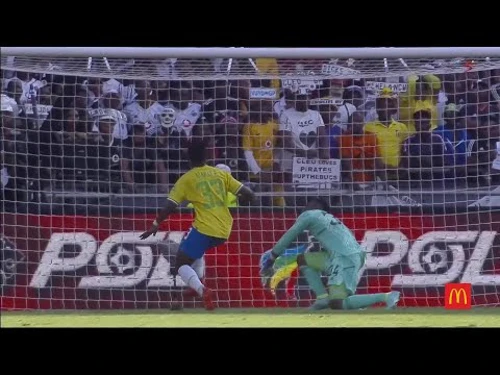 Sipho Chaine with a Spectacular Goalkeeper Save vs. Mamelodi Sundowns ...