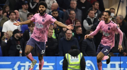 Simms strikes late as Everton earn valuable draw at Chelsea | SuperSport