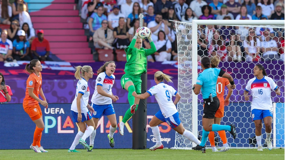 England's new keeper Hampton shines with brilliant pass against Dutch ...