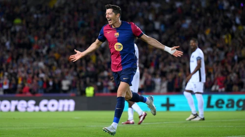 Robert Lewandowski | 8th Minute Goal v Young Boys | SuperSport