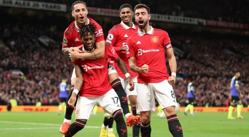 Fred, Fernandes strike as scintillating United outclass Spurs | SuperSport