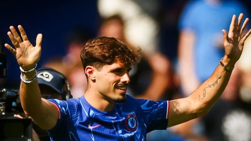 Neto rescues Chelsea draw as Arsenal title bid suffers fresh blow ...