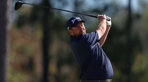 Lowry fires 67 after hour's drive to buy putter | SuperSport