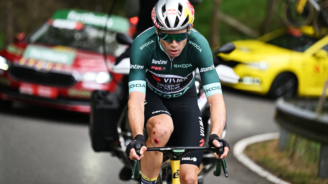 Wout Van Aert injured knee in Vuelta crash. team say | SuperSport