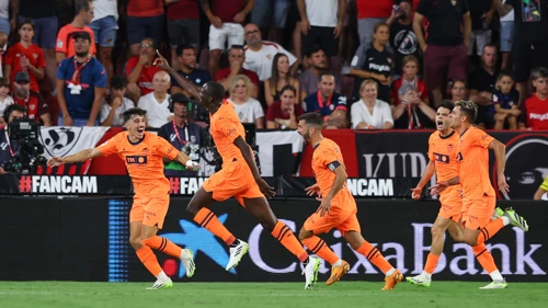 Valencia defeat Europa League winners Sevilla in Liga opener | SuperSport