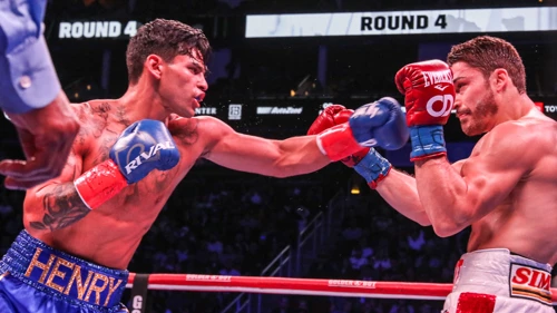 Ryan Rozicki wins in one round | SuperSport