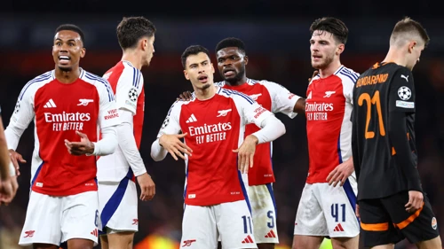 Arsenal face must-win match against Premier League pacesetters ...