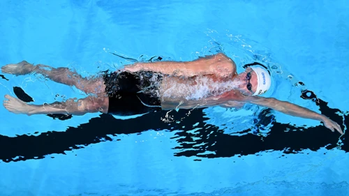 Coetzé powers into world champs backstroke final | SuperSport