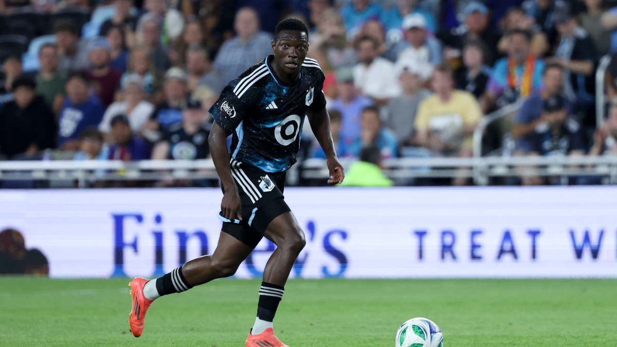 Hlongwane left to fly South African flag in the USA | football ...