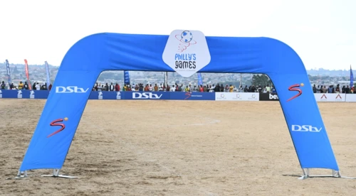 One Lion maul Abarondoli | SuperSport