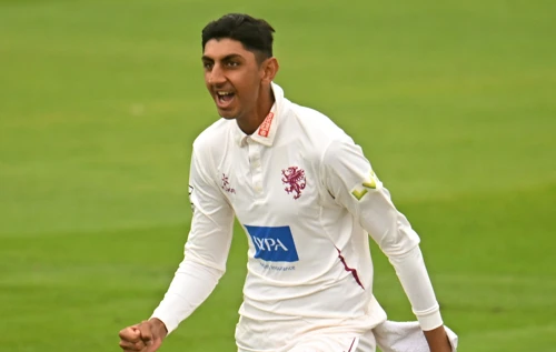 Bashir among uncapped trio in England test squad for India tour ...