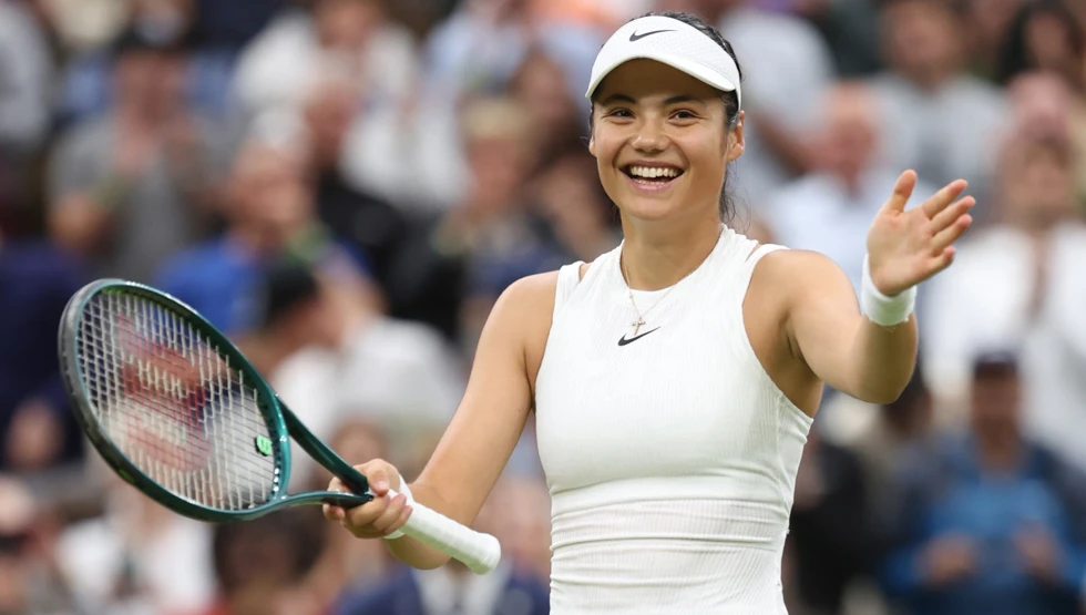 Raducanu rediscovers Wimbledon 'fun' factor after turbulent spell ...