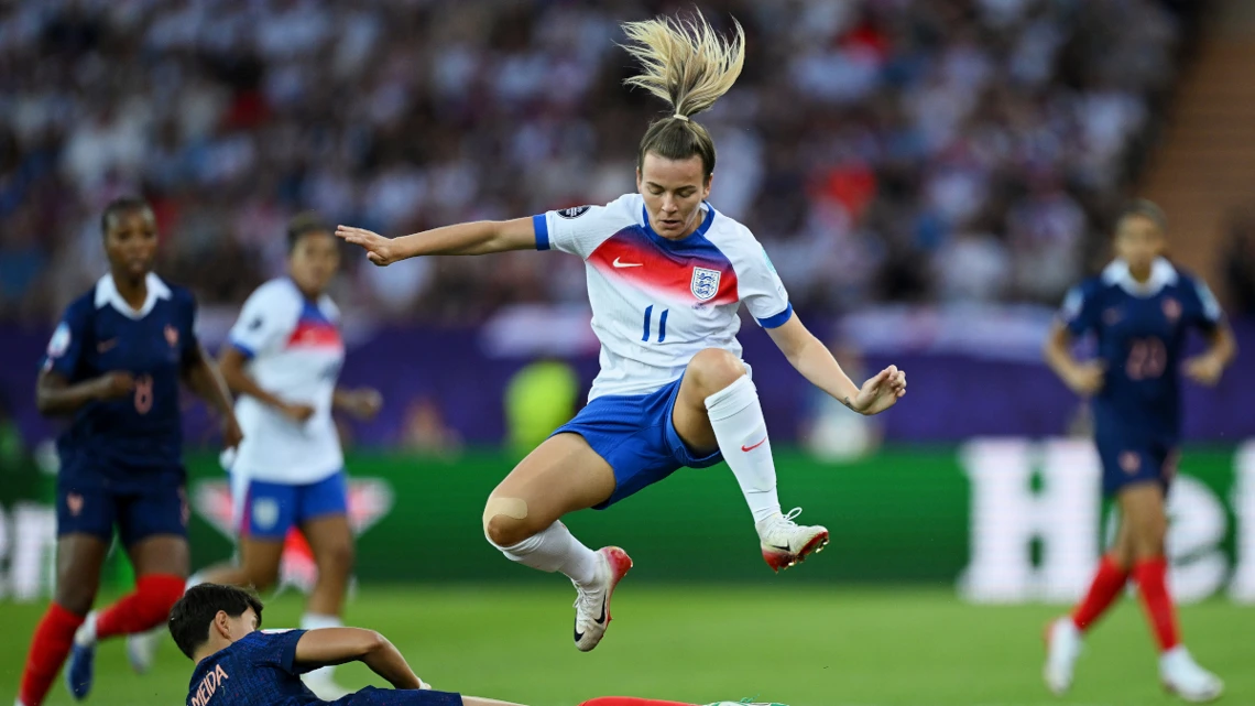 England's Hemp says 'arm around each other' is needed ahead of ...