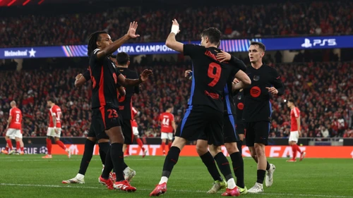 Barca score wild comeback victory at Benfica | SuperSport