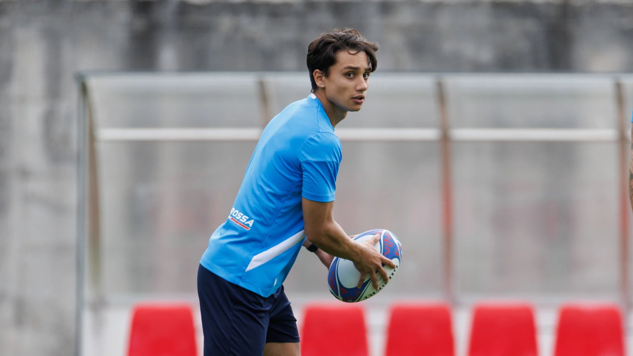 Star Capuozzo at wing in Quesada's Italy debut againt England | SuperSport