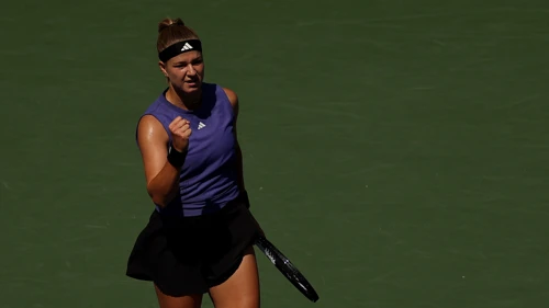 Muchova dashes to bathroom and into US Open semifinals | SuperSport