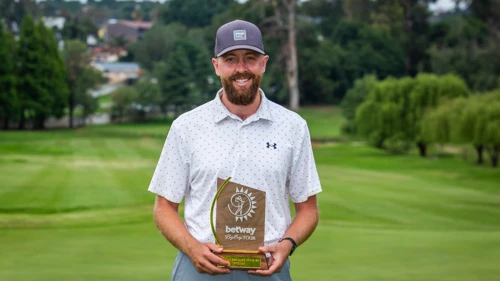 Boshoff ends trophy drought in style at CMR | SuperSport