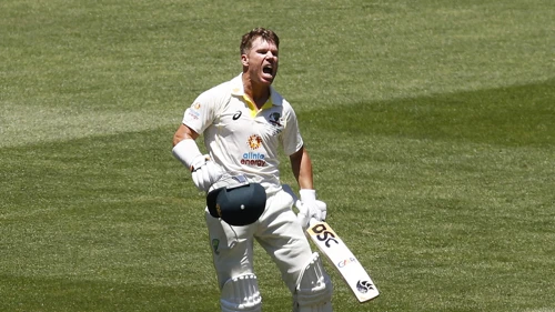 Warner double ton propels Australia in scorching Melbourne | SuperSport