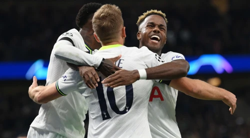 Kane fires Spurs' Premier League title push as Leicester held | SuperSport