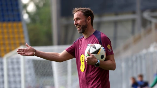 Doubts at back offer Southgate excuse to release attacking handbrake ...