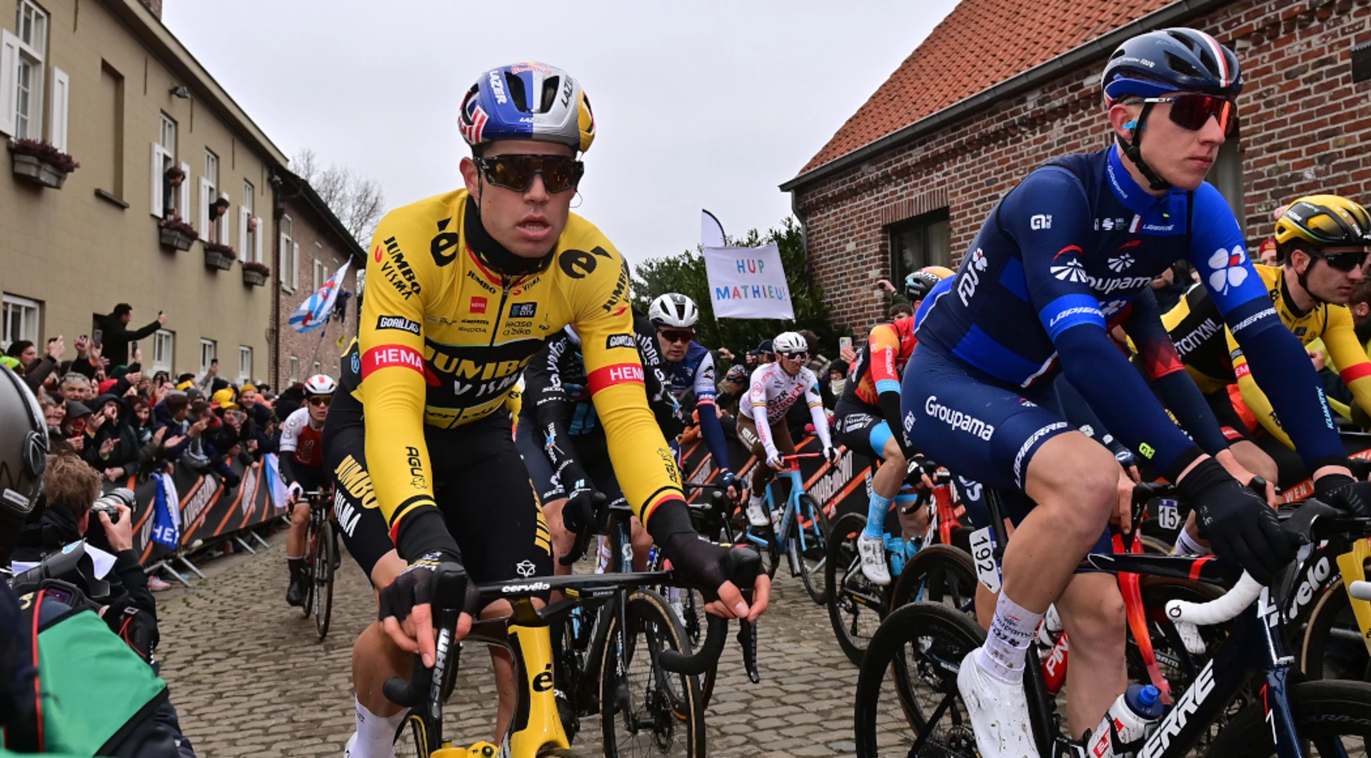 Mass fall as 40 riders hit the tarmac at Tour of Flanders | SuperSport