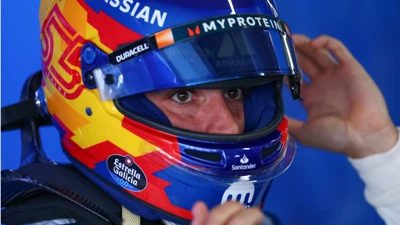 Sainz handed three place grid drop for impeding Hamilton | SuperSport