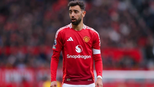 Man United captain Fernandes has red card rescinded | SuperSport