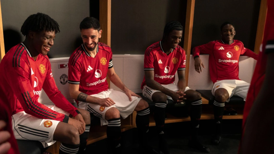 Adidas and Manchester United unveil home kit for the 2025/26 season ...