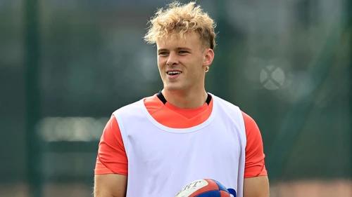 Lynagh earns first call-up to Italy squad days after Benetton move ...