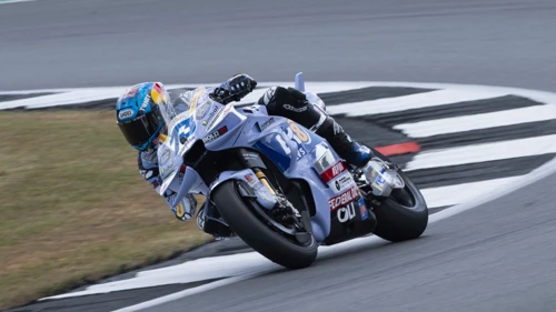 Alex Marquez wins British GP sprint to end brother Marc's winning ...