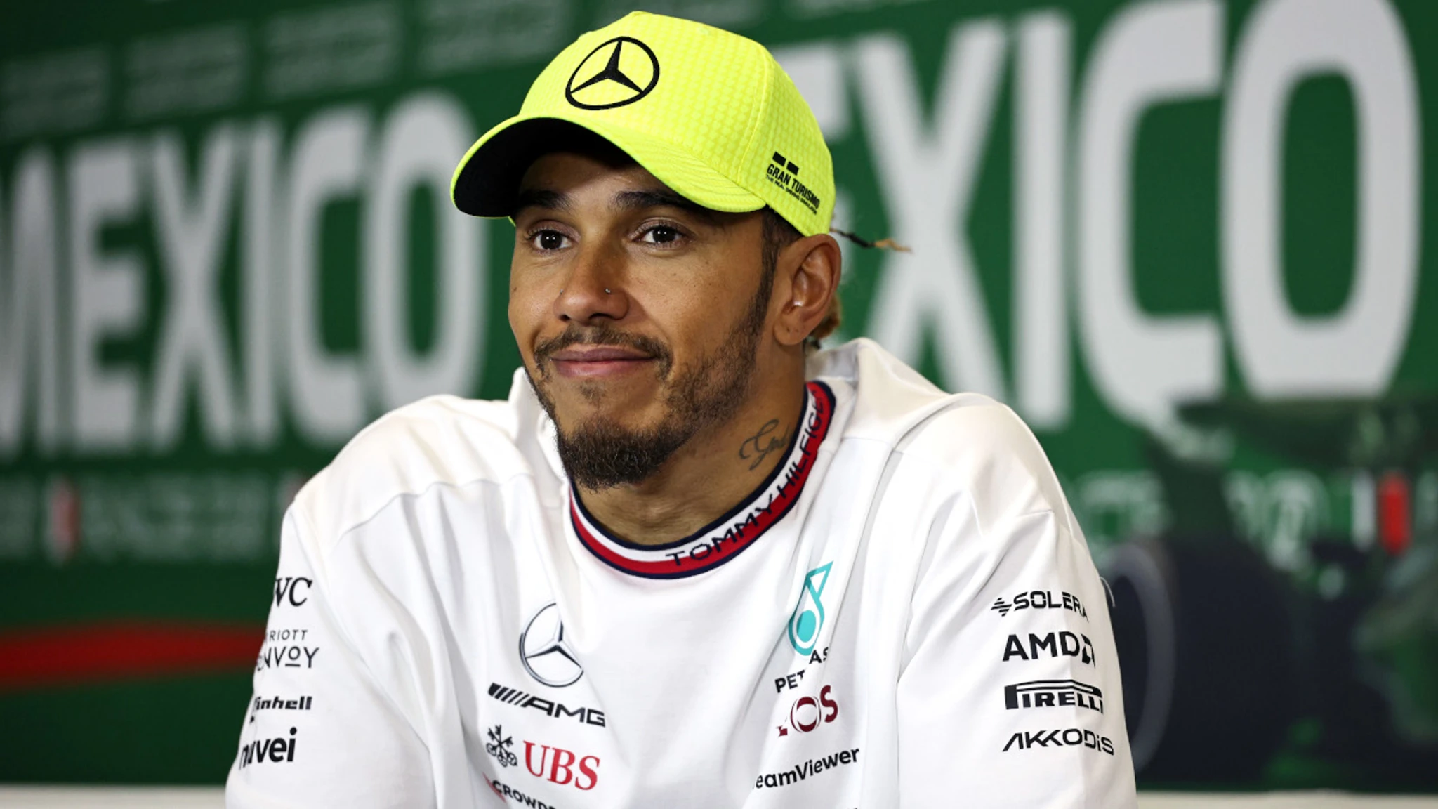 Hamilton 'incredibly proud' of Vinicius after Socrates Award | SuperSport