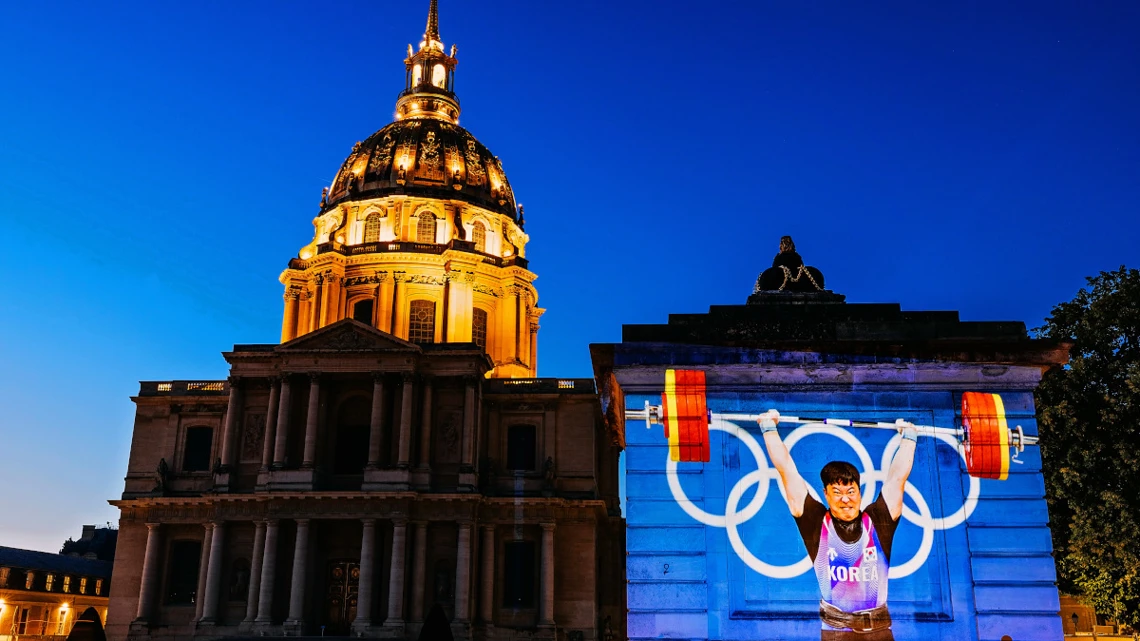 Weightlifting works to escape burden of murky Olympic past | SuperSport