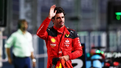 Sainz on Singapore Grand Prix pole after Verstappen out in Q2 | SuperSport