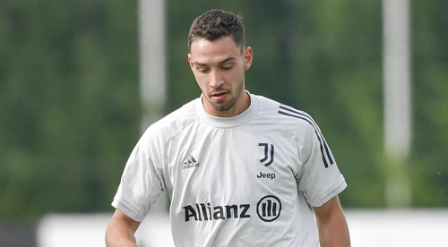 Lyon loan Italy defender De Sciglio from Juventus | SuperSport