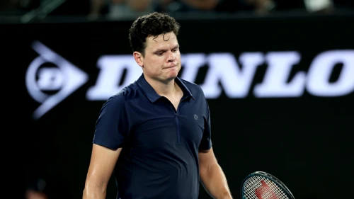 Raonic retires to put De Minaur through at Australian Open | SuperSport