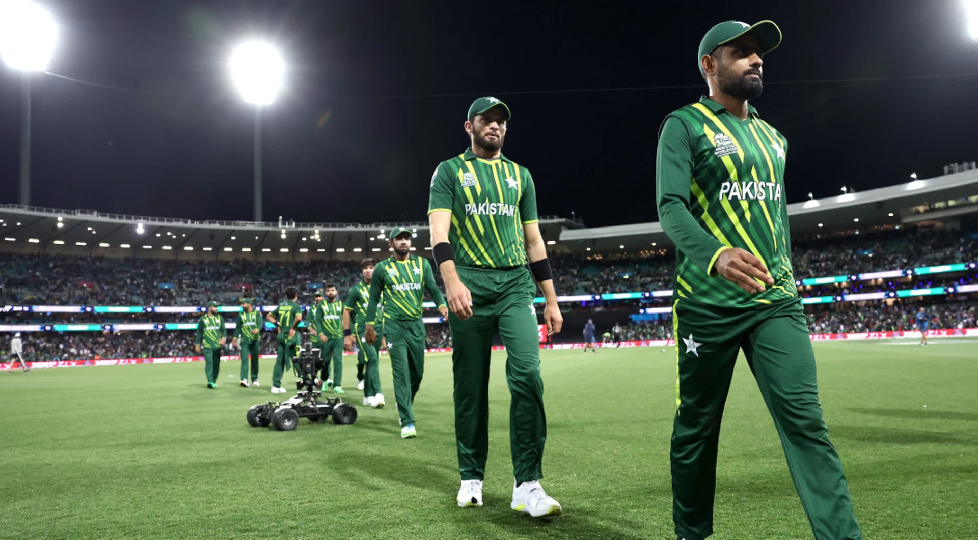Imran, Sharif shower praise on 'brave' Pakistan after World Cup heartbreak | SuperSport